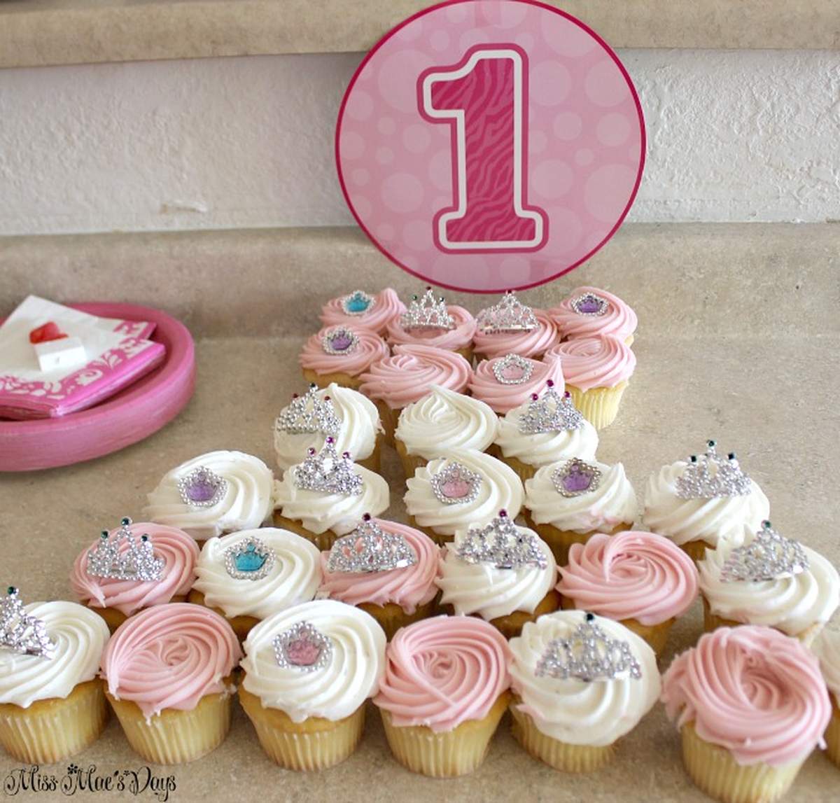 Pink Princess Birthday Party Ideas | Photo 14 of 15 | Catch My Party
