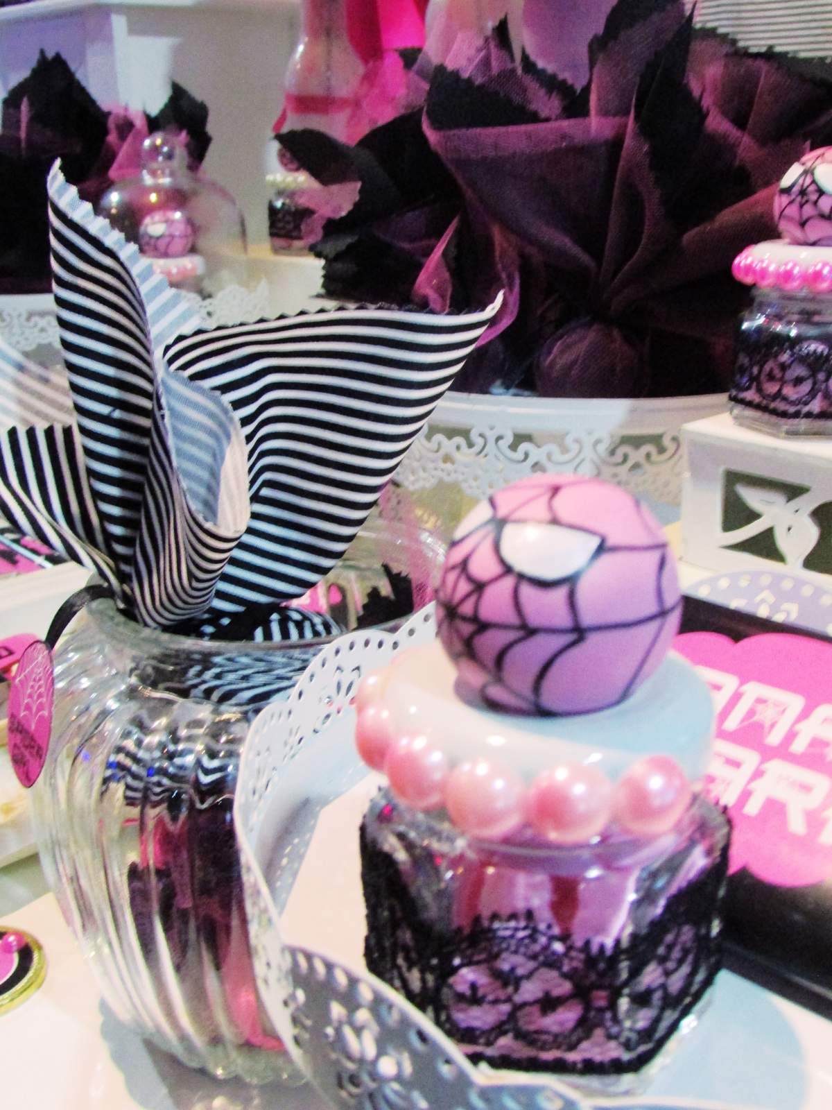 Spider Girl Birthday Party Ideas | Photo 23 of 34 | Catch My Party