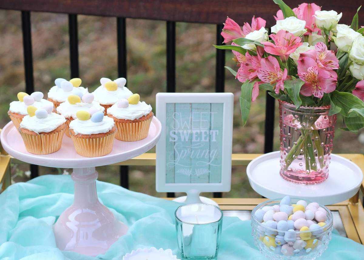 Easter / Easter "Easter Dessert Bar Cart" | Catch My Party