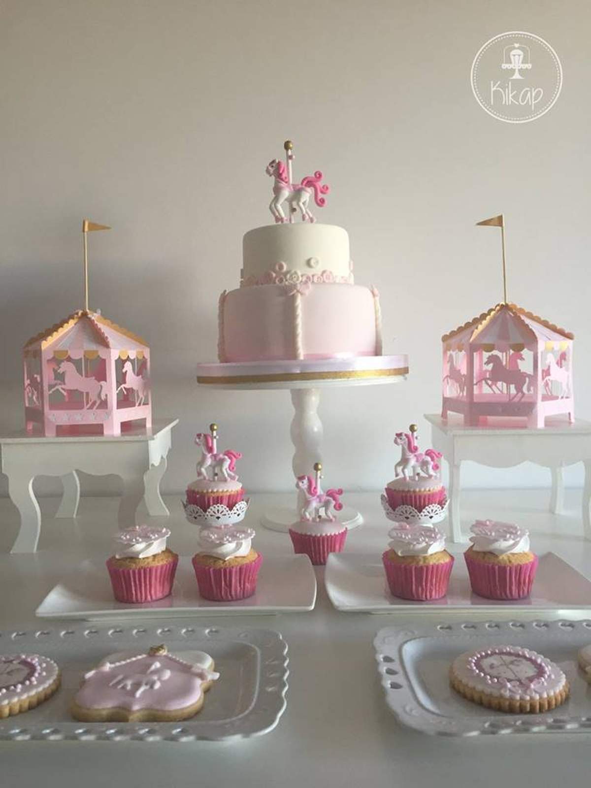 Carrusel / Birthday "Renata's Carousel 1st birthday party" | Catch My Party