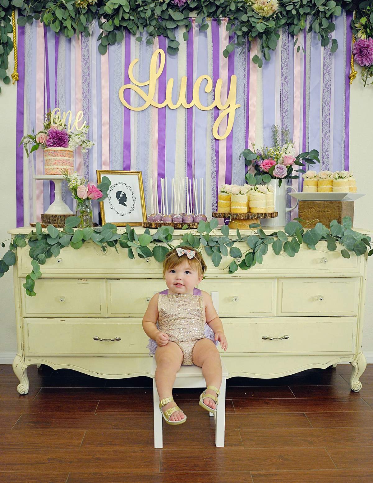 Flowers & Ribbons Birthday Party Ideas | Photo 1 of 12 | Catch My Party