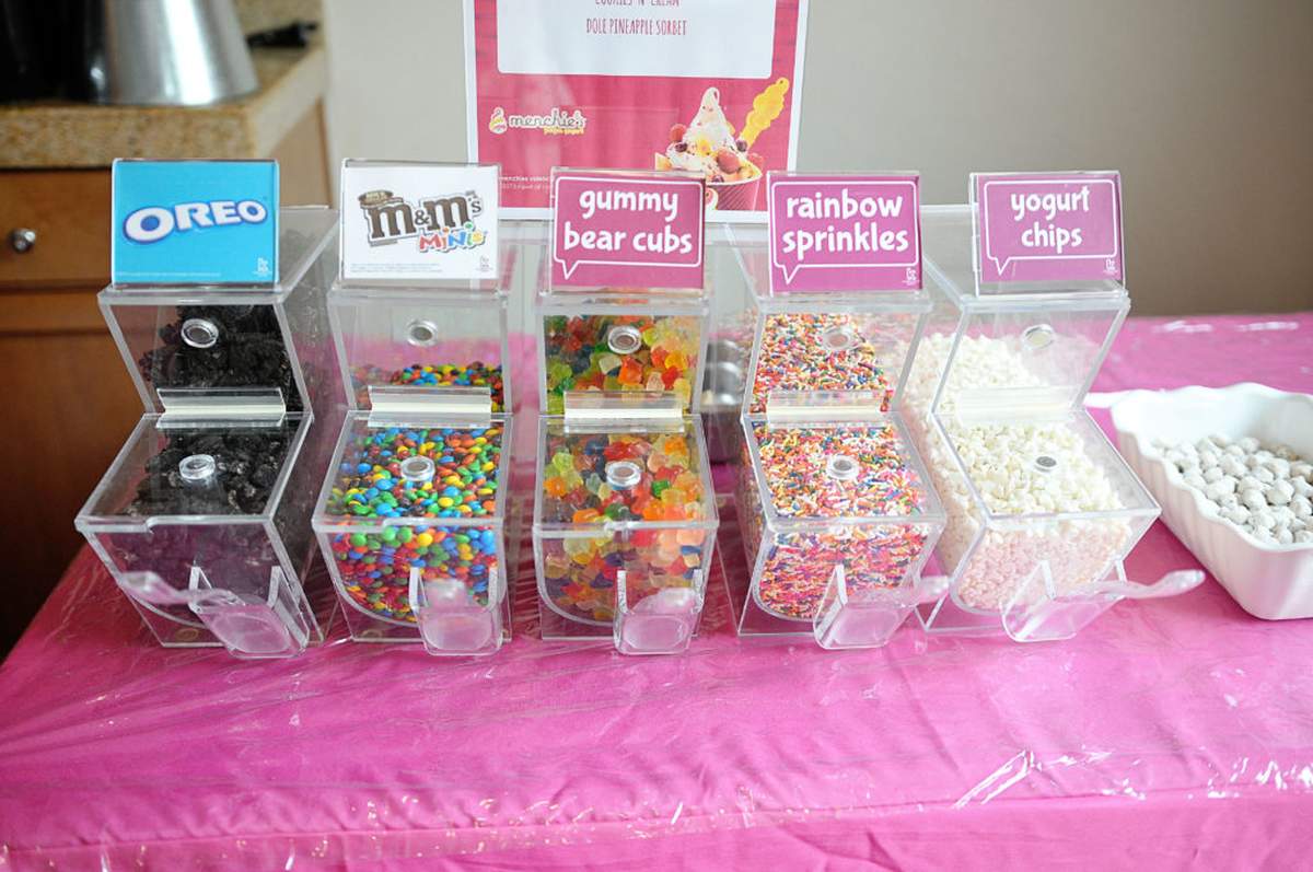 Flowers & Ribbons Birthday Party Ideas | Photo 1 of 12 | Catch My Party