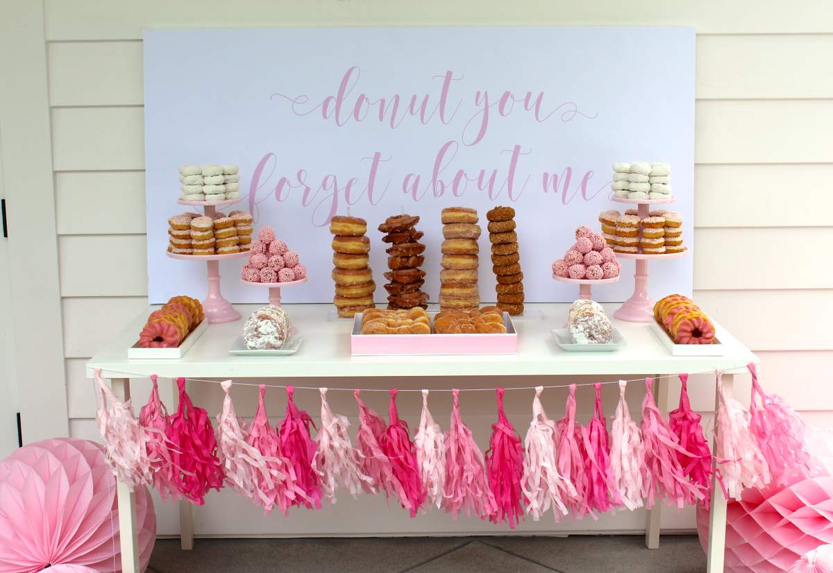 Donuts / Graduation/End of School "Donut You Forget About Me" | Catch ...