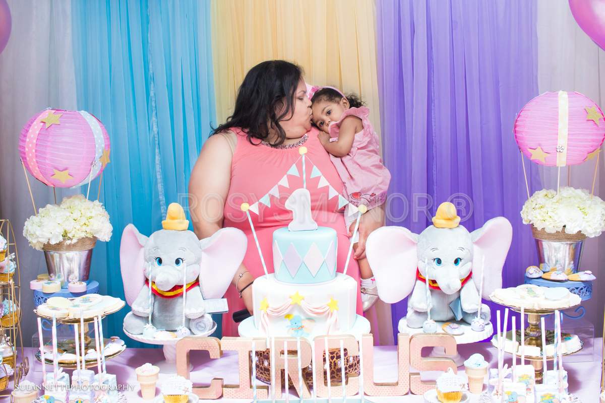 Dumbo Circus Birthday Party Ideas | Photo 1 of 116 | Catch My Party