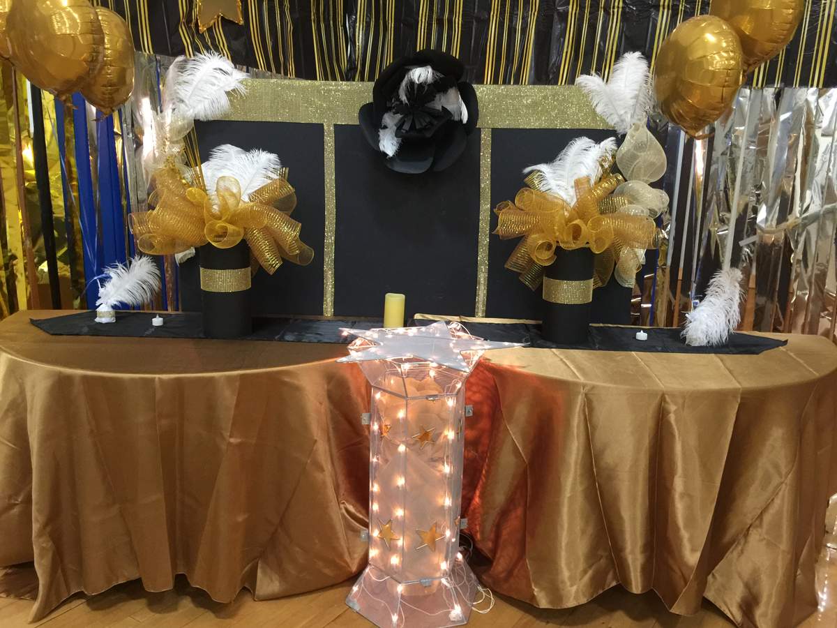The Great Gatsby Graduation/End of School Party Ideas | Photo 1 of 32 ...