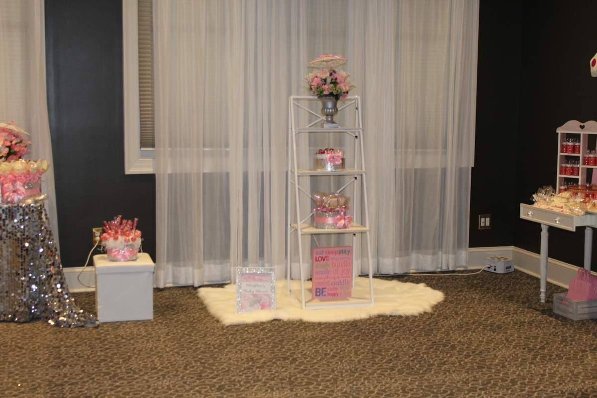 Rain / Umbrellas Baby Shower Party Ideas | Photo 9 of 62 | Catch My Party