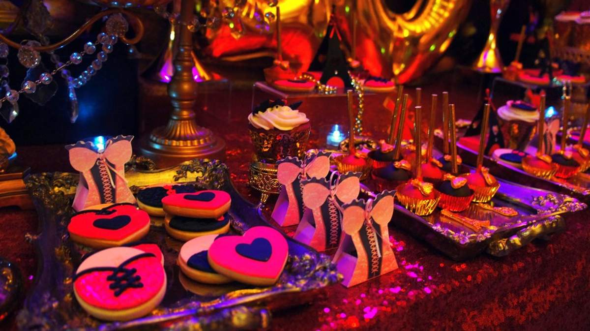 Moulin Rouge Birthday Party Ideas | Photo 1 of 33 | Catch My Party