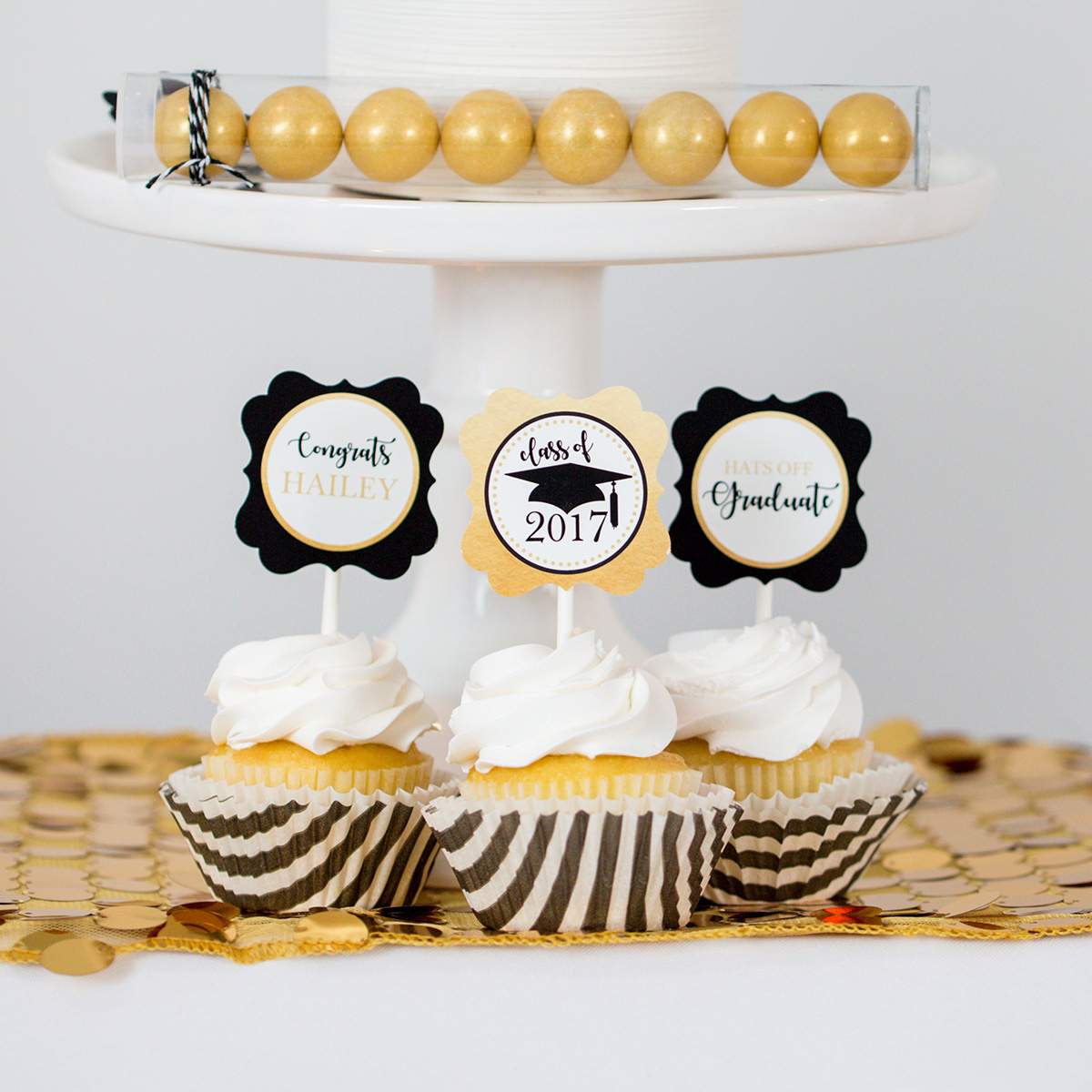 Gold & Black Graduation Graduation/End of School Party Ideas | Photo 10 ...