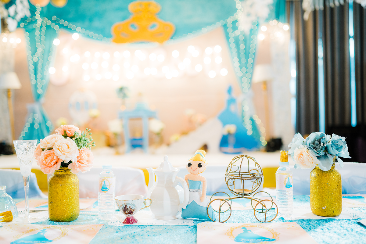 Cinderella Birthday Party Ideas | Photo 1 of 27 | Catch My Party