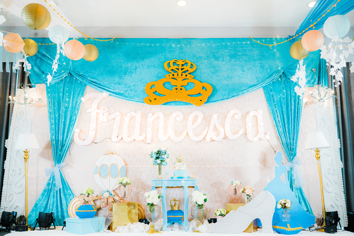 Cinderella Birthday Party Ideas | Photo 1 of 27 | Catch My Party