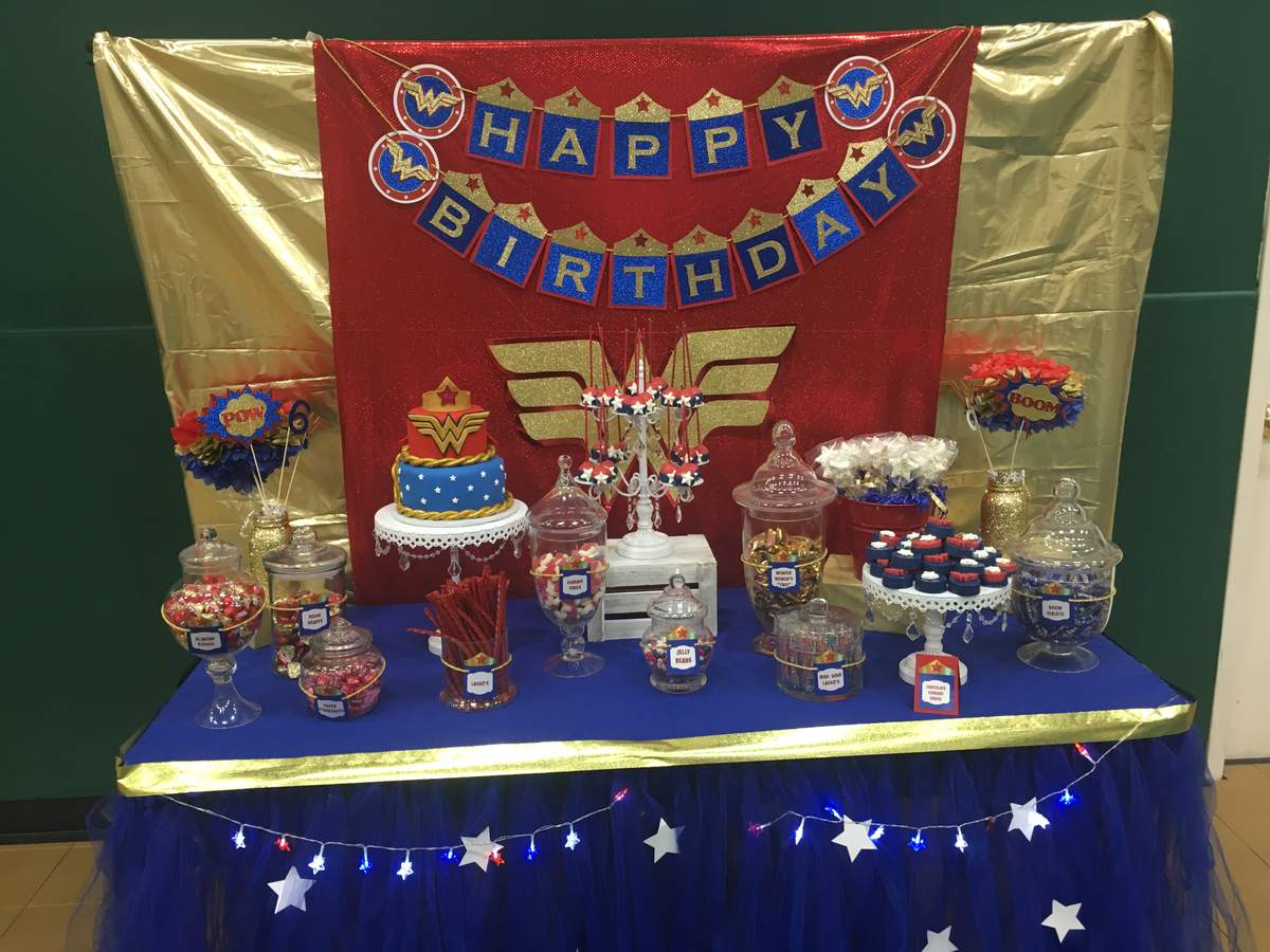 Wonder women Birthday Party Ideas | Photo 2 of 27 | Catch My Party