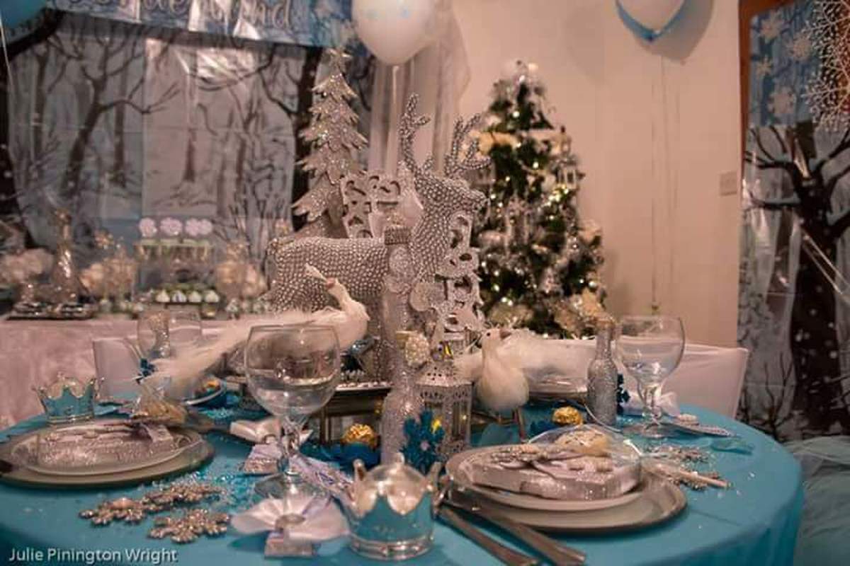Winter Christmas Holiday Party Ideas Photo 5 Of 39 Catch My Party Winter Christmas Holiday Party Ideas Photo 5 Of 39 Catch My Party