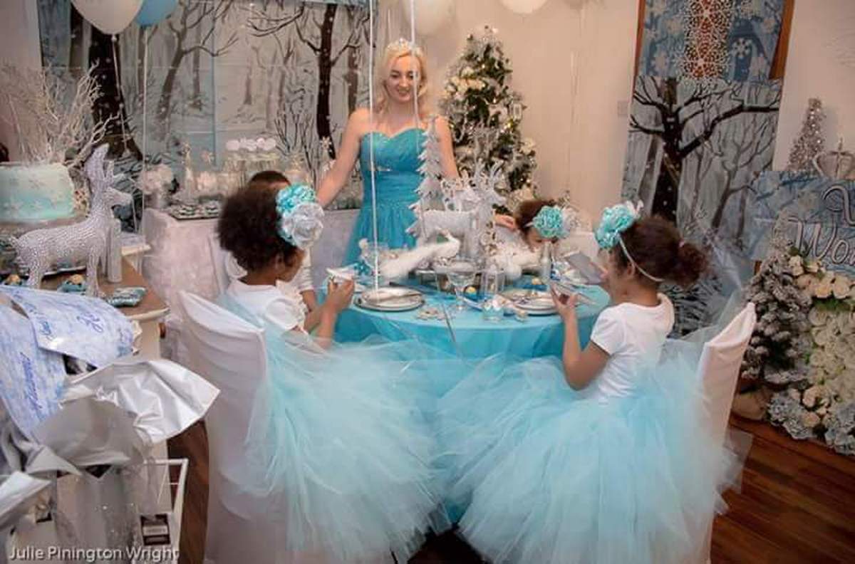 Winter Christmas/Holiday Party Ideas | Photo 5 of 39 | Catch My Party