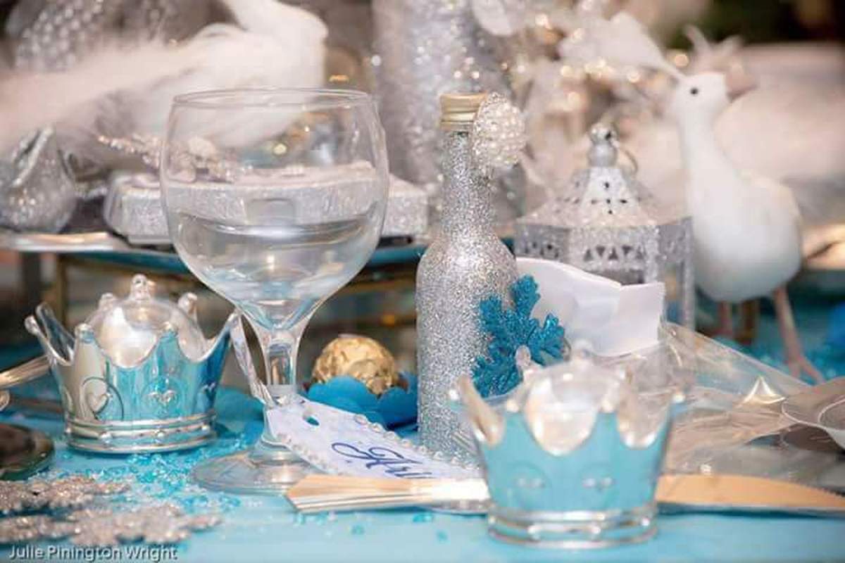 Winter Christmas/Holiday Party Ideas | Photo 5 of 39 | Catch My Party