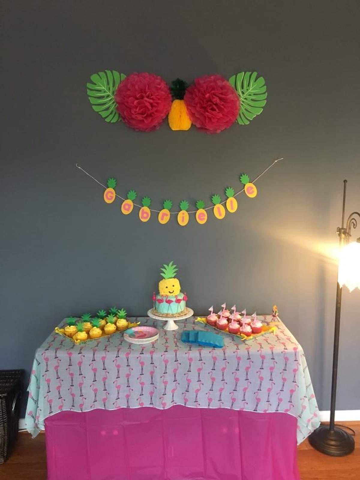 Pineapple flamingo / Birthday "Gabrielle's pineapple flamingo party ...