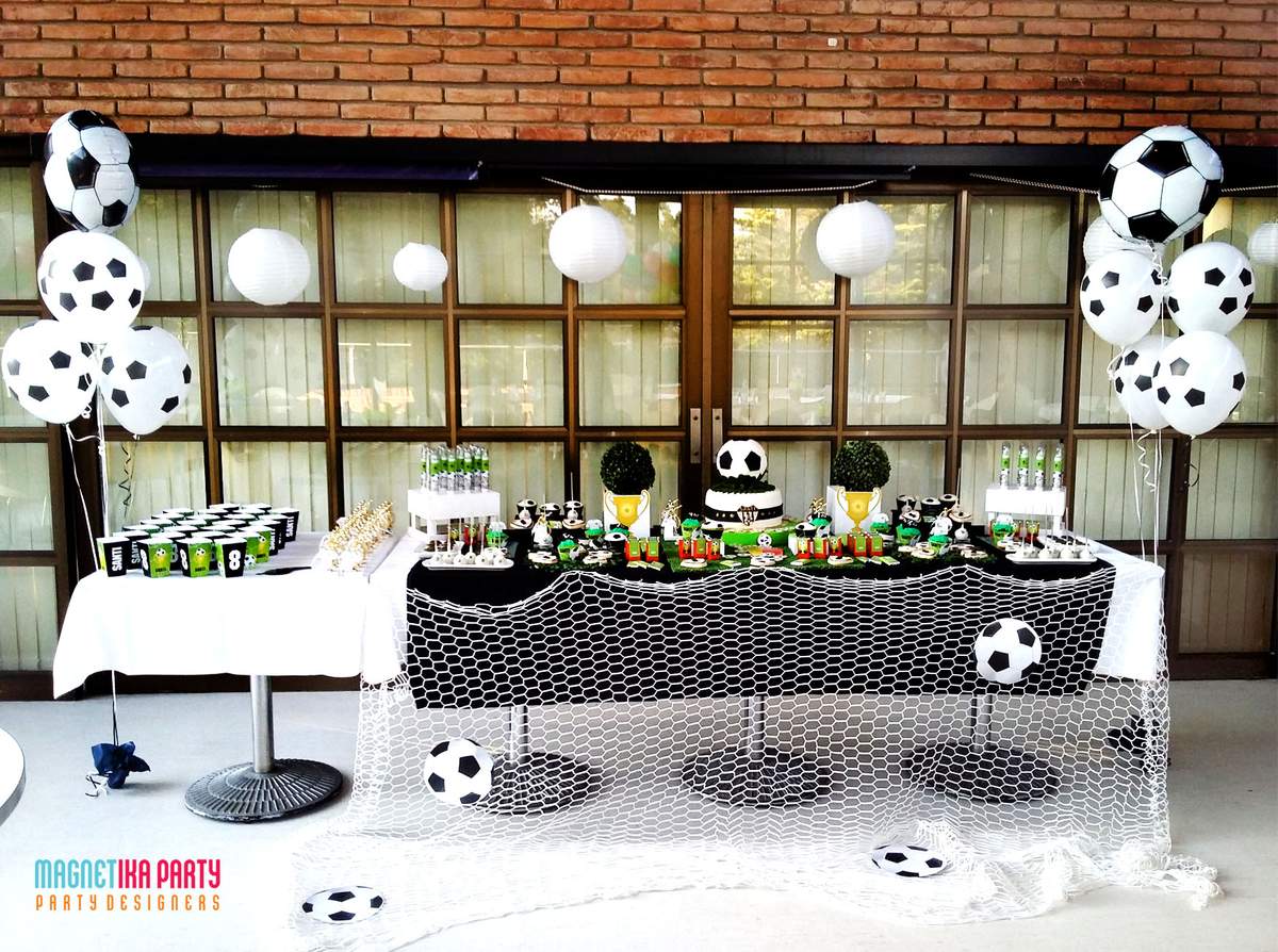 Futbol - Sports / Birthday "Santi's Soccer birthday party" | Catch My Party