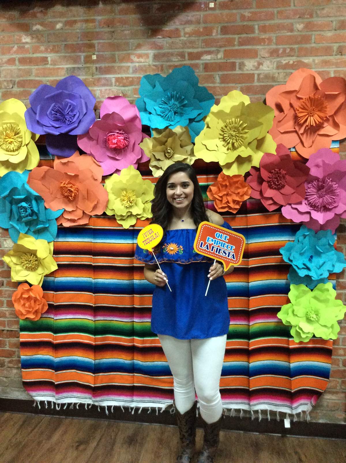 Fiesta Graduation/End of School Party Ideas | Photo 7 of 30 | Catch My ...