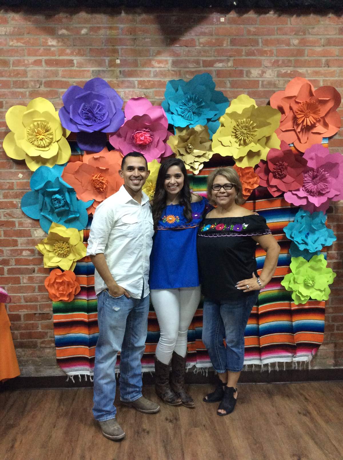 Fiesta Graduation/End of School Party Ideas | Photo 7 of 30 | Catch My ...