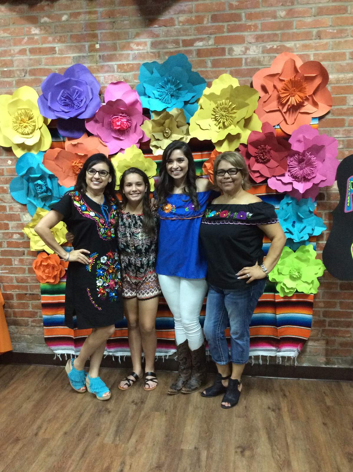 Fiesta Graduation/End of School Party Ideas | Photo 7 of 30 | Catch My ...