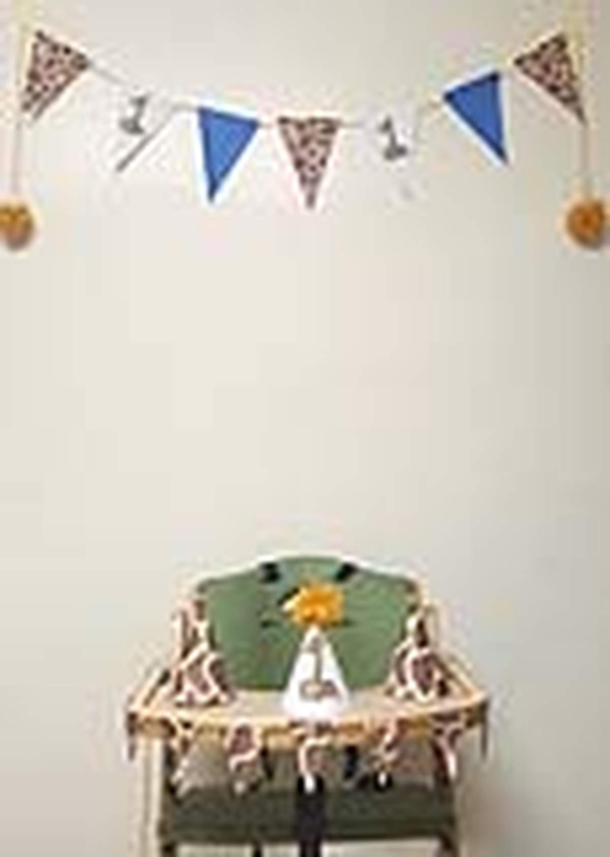 One Giraffe Birthday Party Ideas | Photo 9 of 9 | Catch My Party