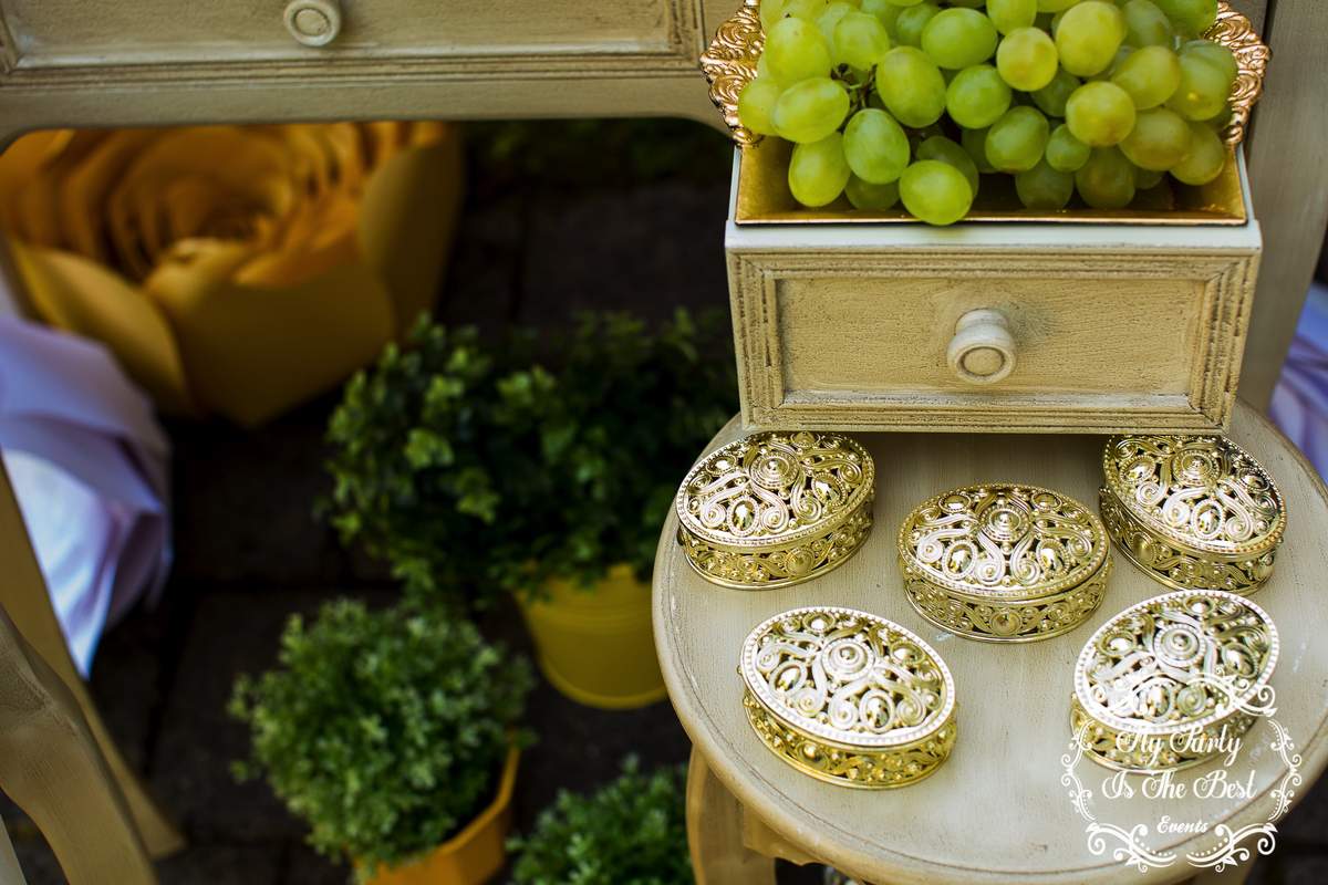 Anna`s no themed party Birthday Party Ideas | Photo 1 of 24 | Catch My ...