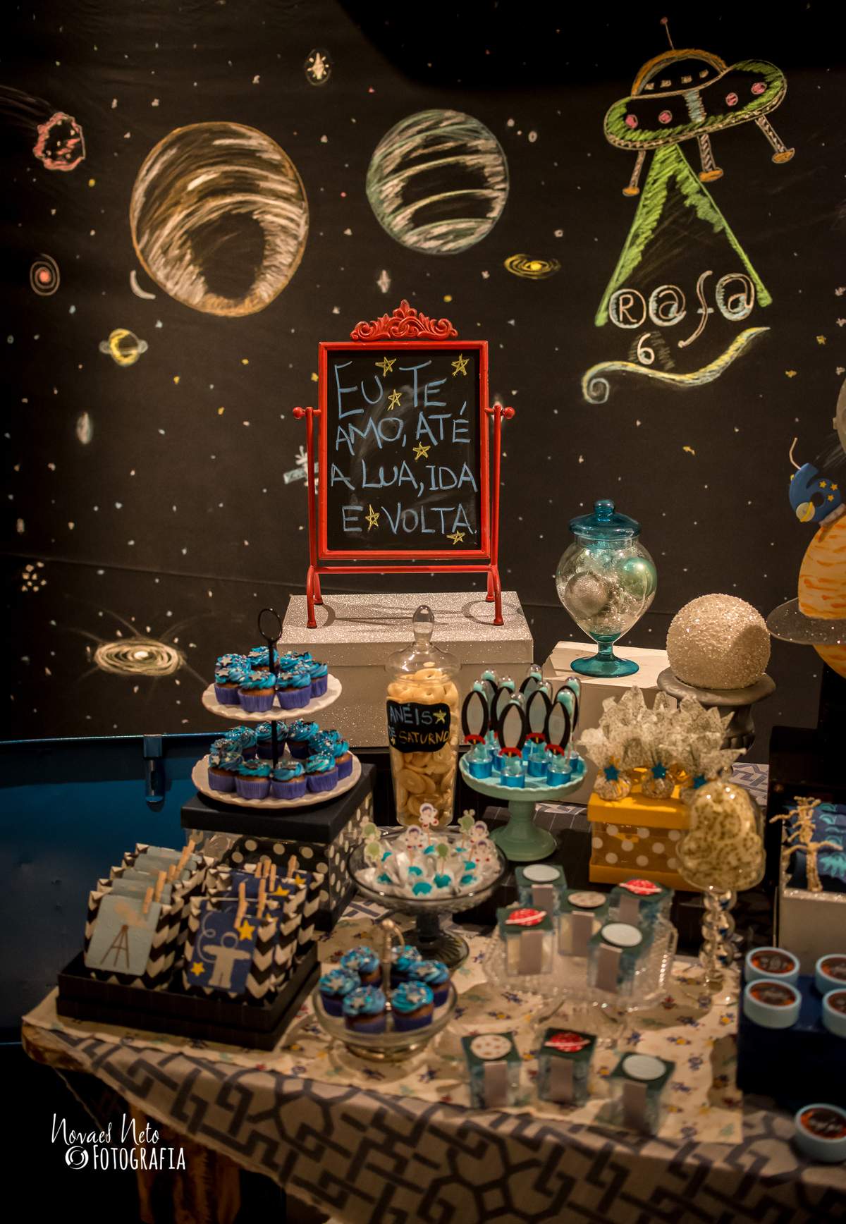 astronauts / space Birthday Party Ideas | Photo 7 of 18 | Catch My Party