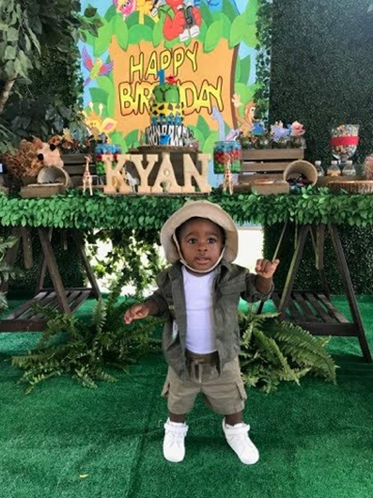 Elmo/Sesame Street Safari Birthday Party Ideas | Photo 9 of 24 | Catch ...