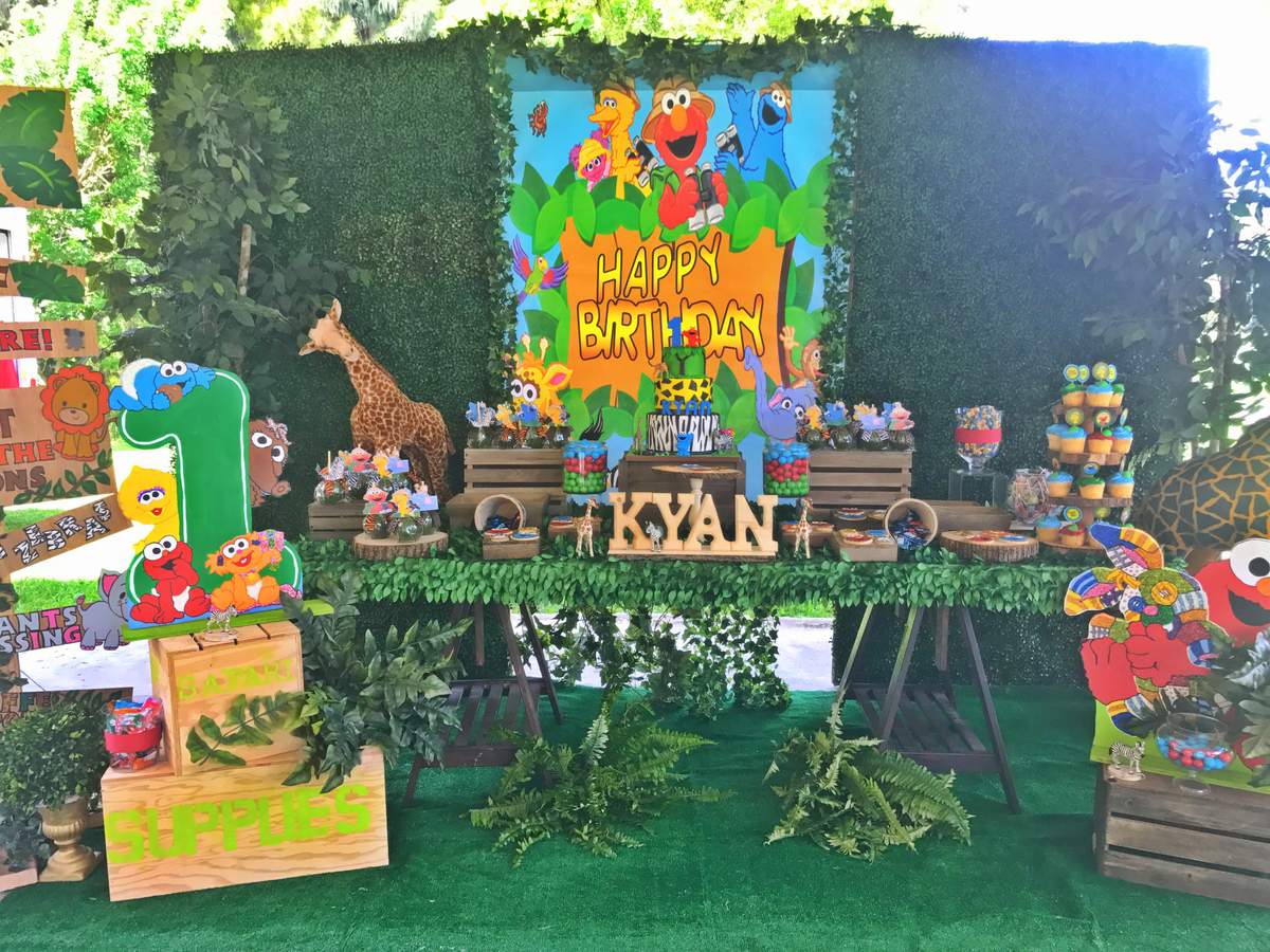 Elmo/Sesame Street Safari Birthday Party Ideas | Photo 1 of 24 | Catch ...