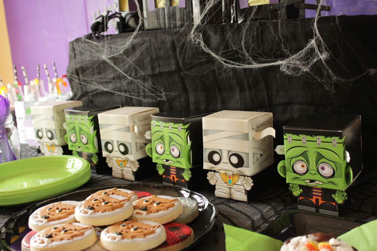 Monster Mash Halloween Party Ideas | Photo 4 of 20 | Catch My Party