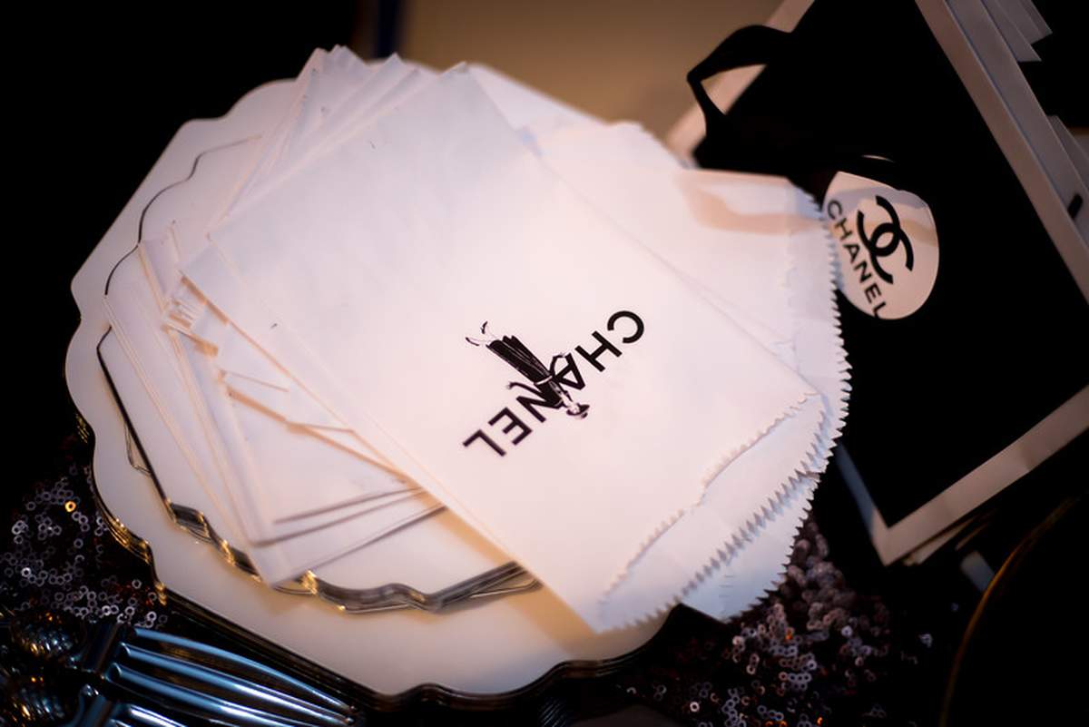 Coco Chanel No.30 Birthday Dinner Party Birthday Party Ideas | Photo 15 ...