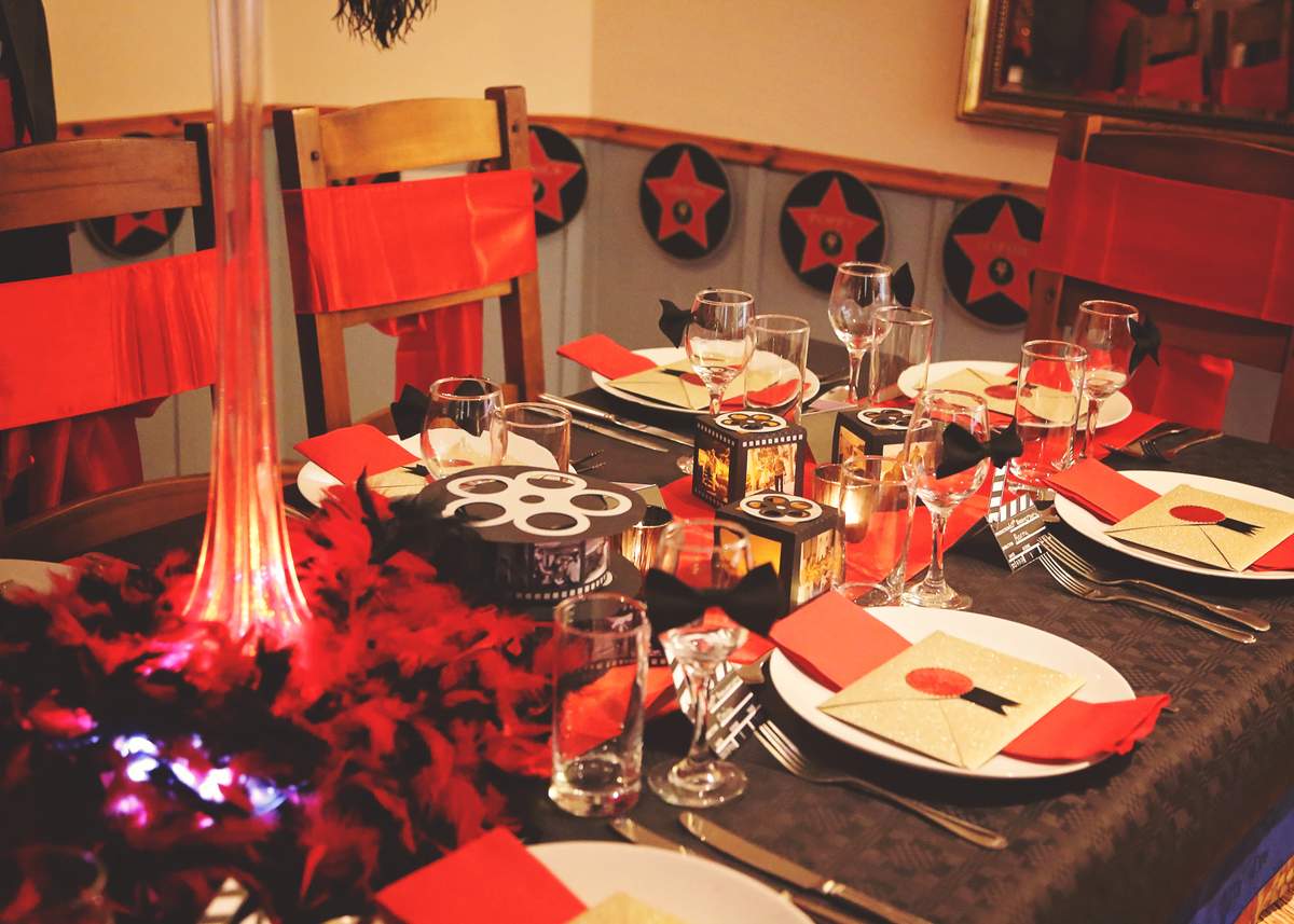 A Night on the Red Carpet Dinner Party Party Ideas | Photo 8 of 15 ...