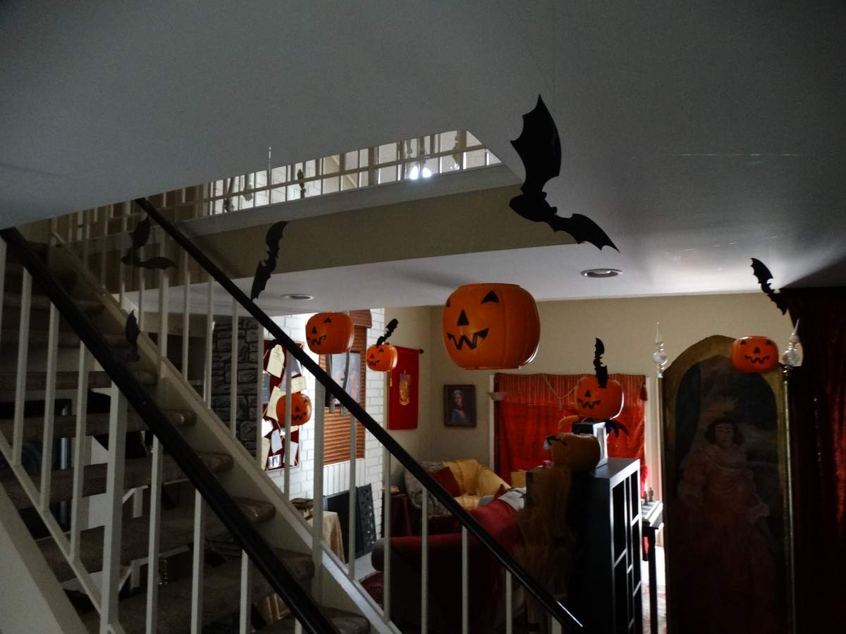 Harry Potter and the Death Day party Halloween Party Ideas | Photo 5 of ...