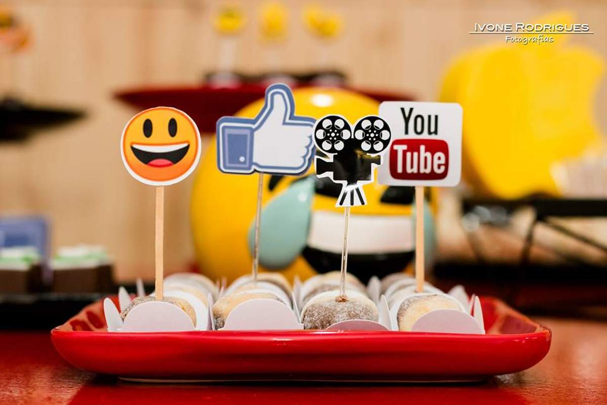 Social Media Party Birthday Party Ideas | Photo 1 of 64 | Catch My Party