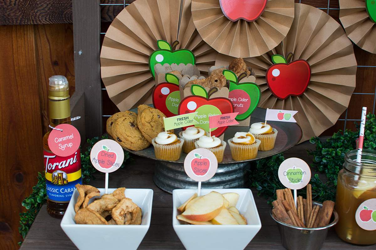 Apple Cider Bar Thanksgiving/Fall Party Ideas | Photo 9 of 21 | Catch ...
