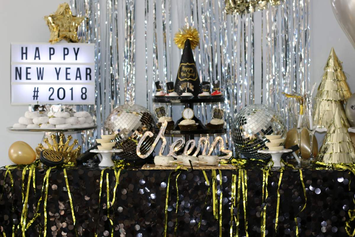 New Year's Party Ideas | Photo 2 of 26 | Catch My Party