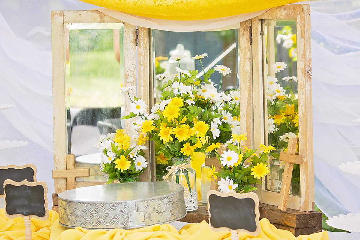 Bright and Cheery Spring Party Ideas | Photo 1 of 40 | Catch My Party