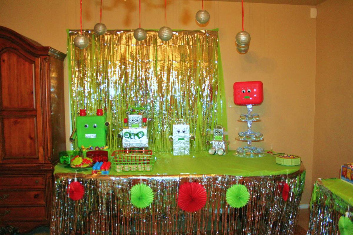 Robot's Birthday Party Ideas | Photo 3 of 92 | Catch My Party