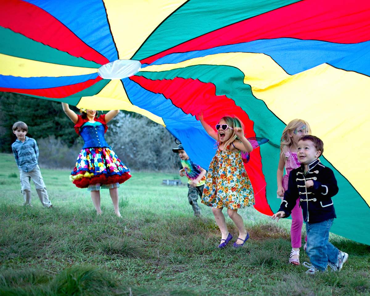 Circus / Carnival Graduation/End of School Party Ideas | Photo 1 of 7 ...