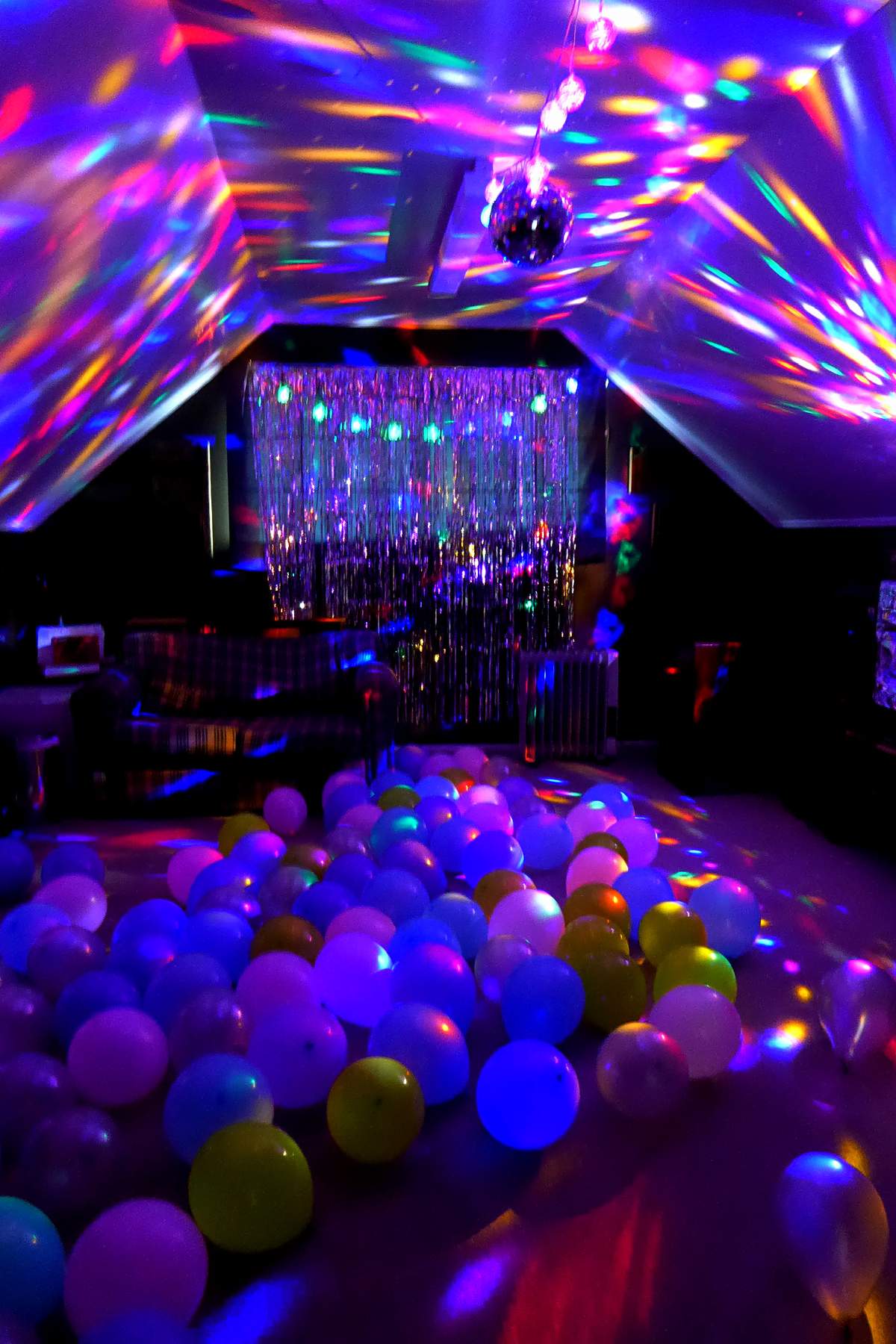 Friend's Lego Disco Party Birthday Party Ideas | Photo 10 of 11 | Catch ...