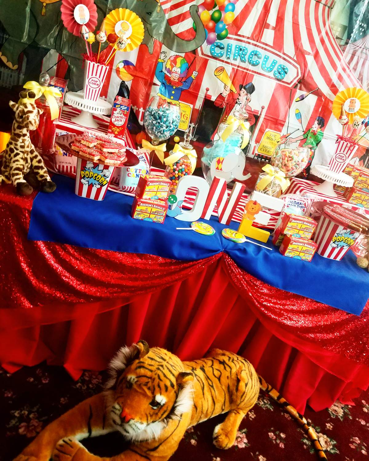 Circus / Carnival Birthday Party Ideas | Photo 4 of 10 | Catch My Party