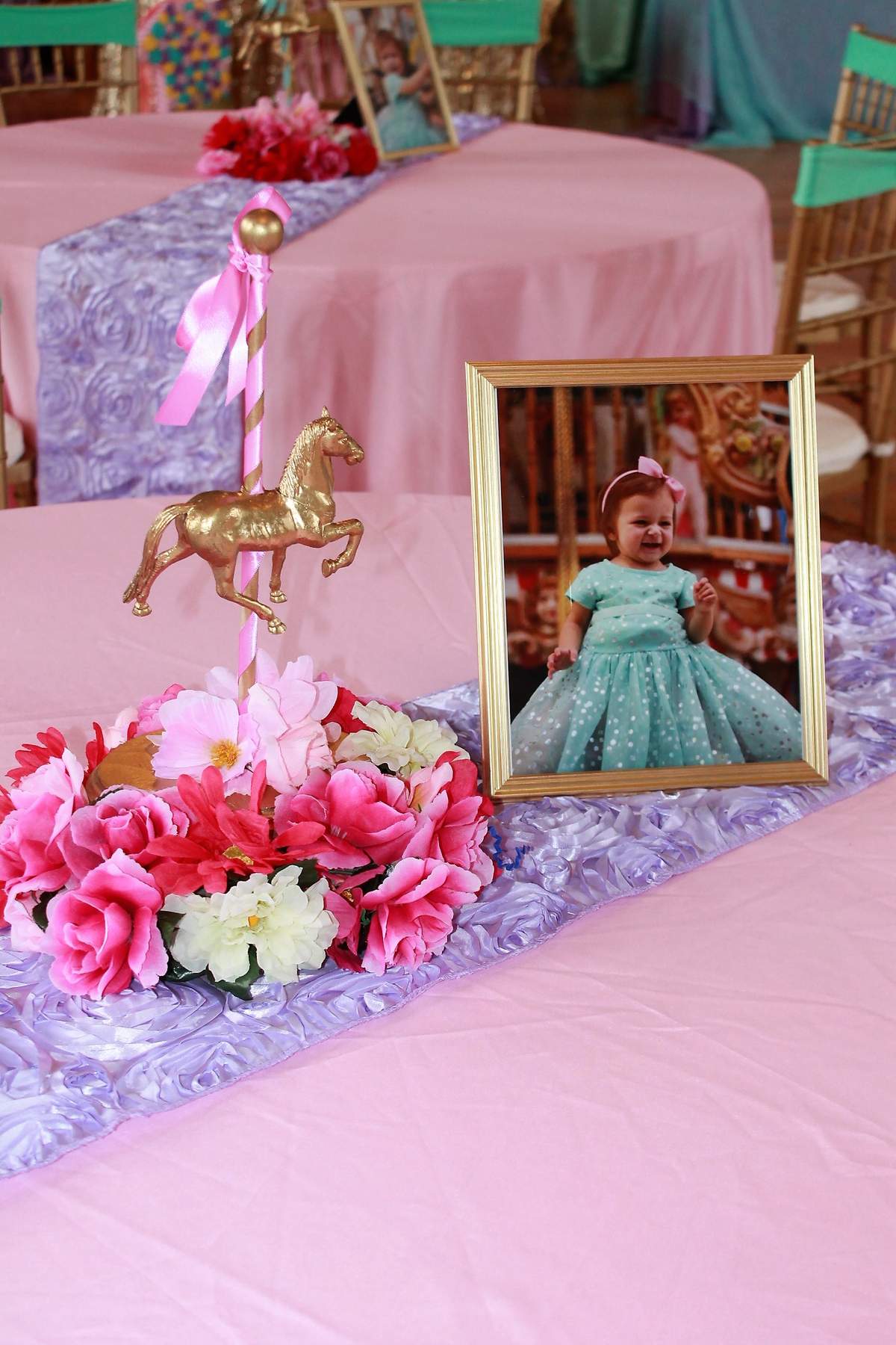 Carousel Birthday Party Ideas | Photo 10 of 58 | Catch My Party