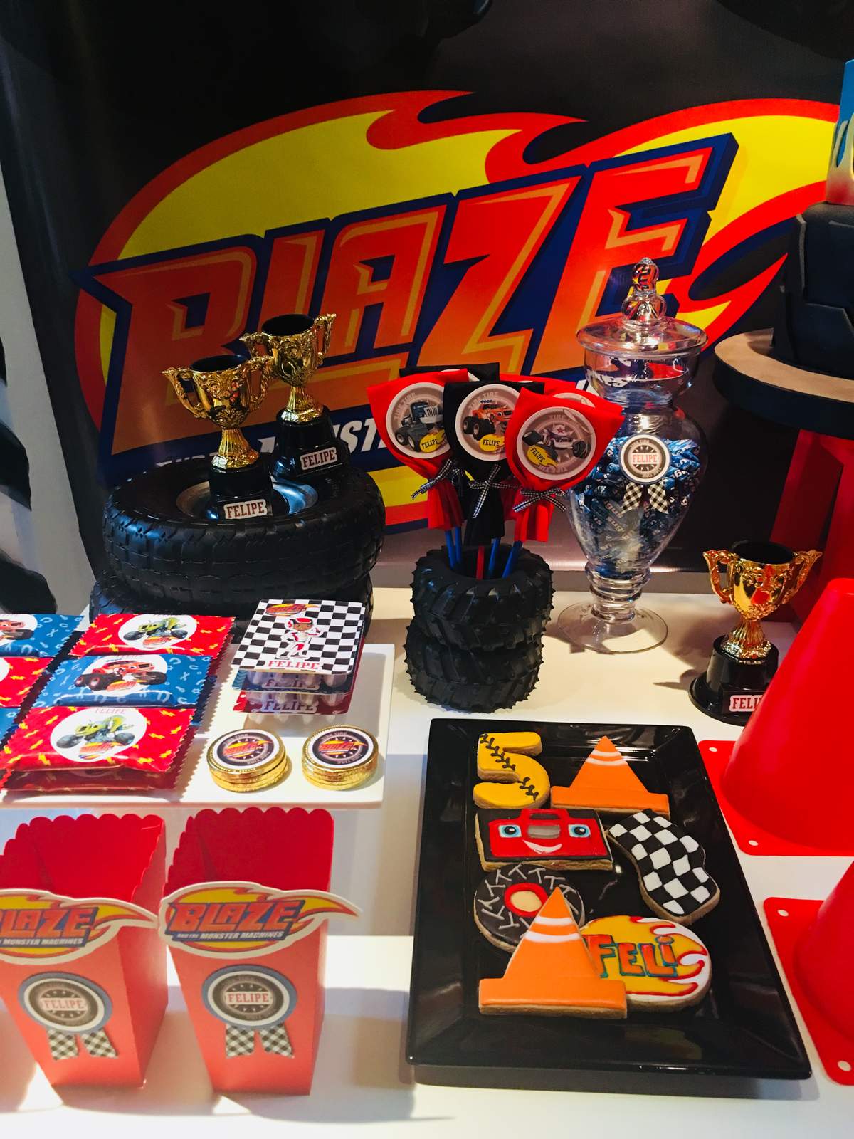 Blaze and the Monster Machine Birthday Party Ideas | Photo 1 of 21 ...