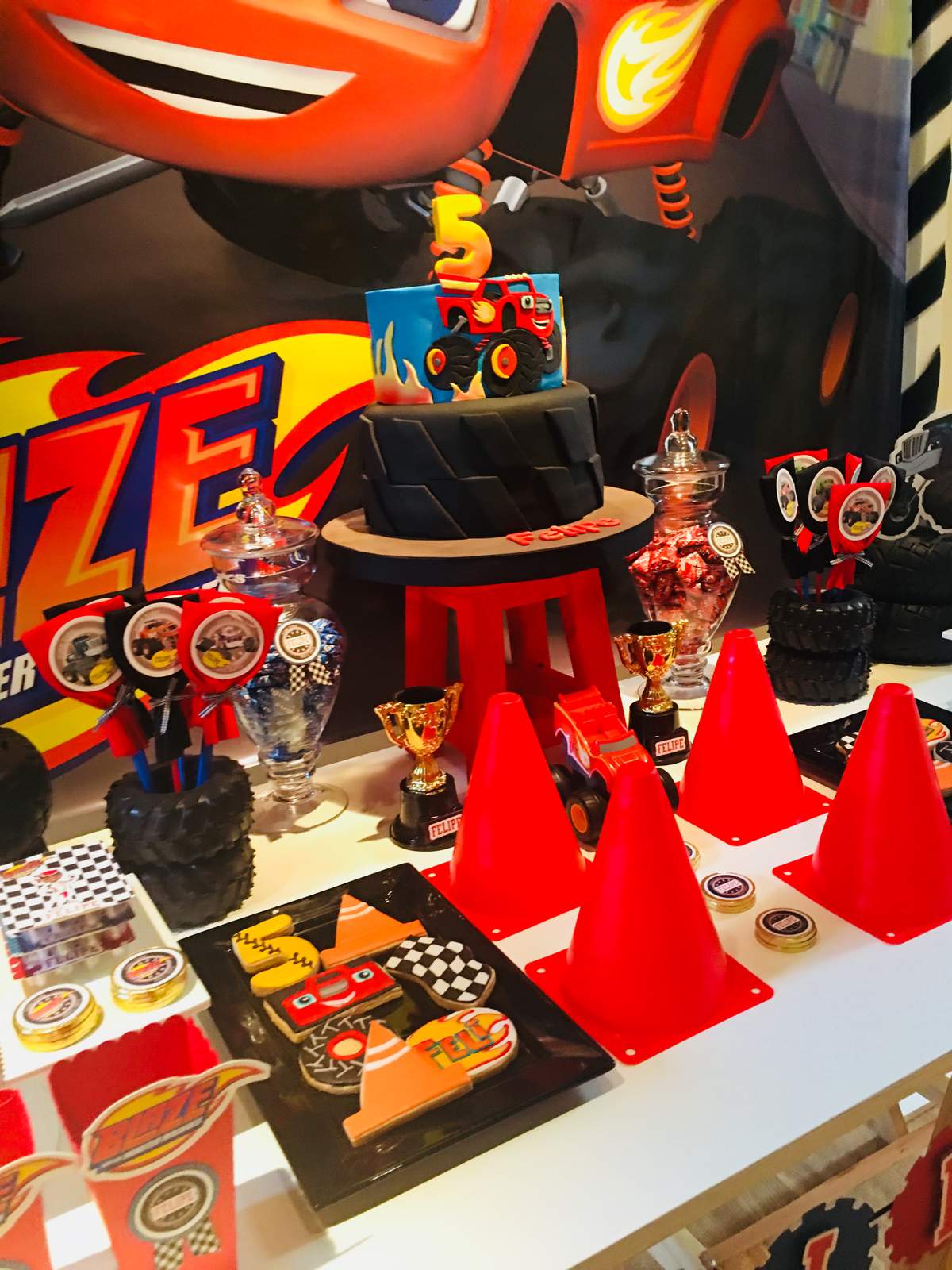 Blaze and the Monster Machine Birthday Party Ideas | Photo 1 of 21 ...