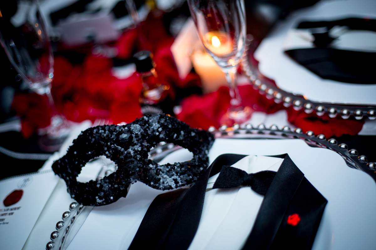 "Kiss from a Rose" & Bruce Wayne/Batman Inspired Birthday Dinner Party ...
