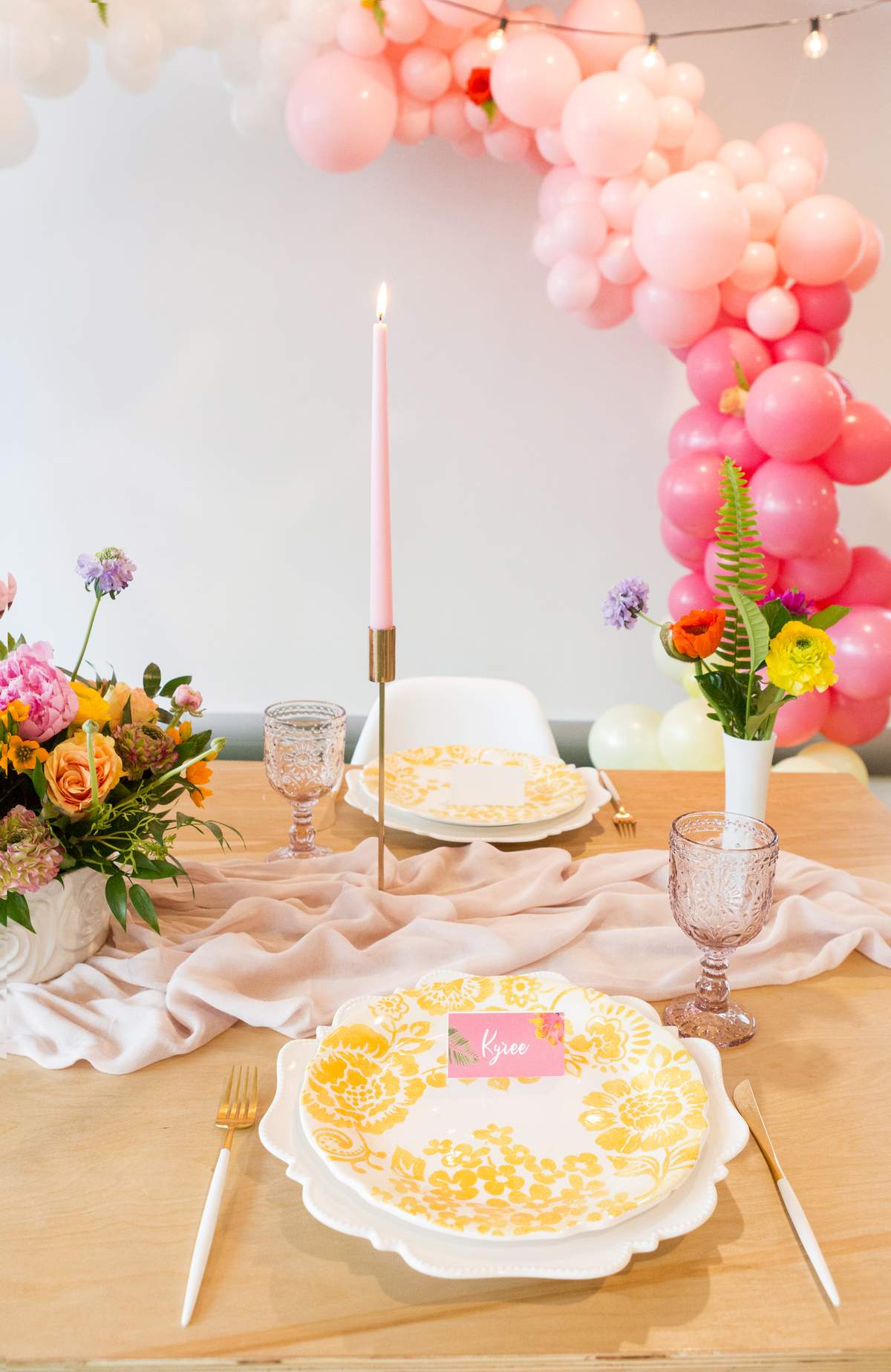 Elegant, chic, colourful, girl power! Birthday Party Ideas | Photo 2 of ...