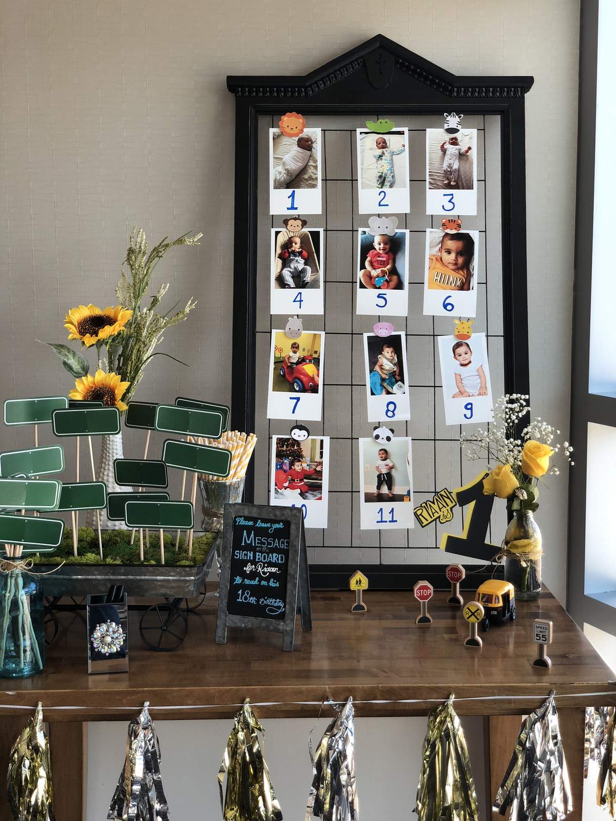 Wheels on the bus go round and round Birthday Party Ideas | Photo 21 of ...