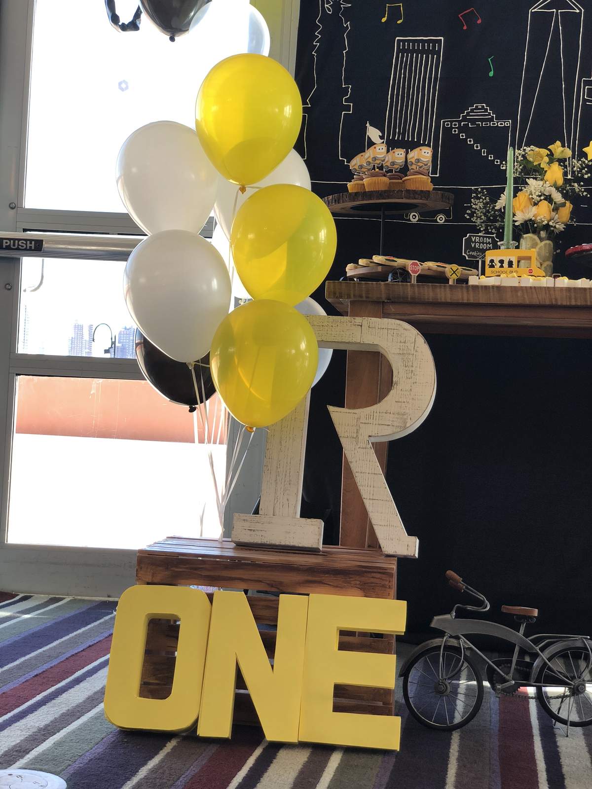 Wheels on the bus go round and round Birthday Party Ideas | Photo 21 of ...