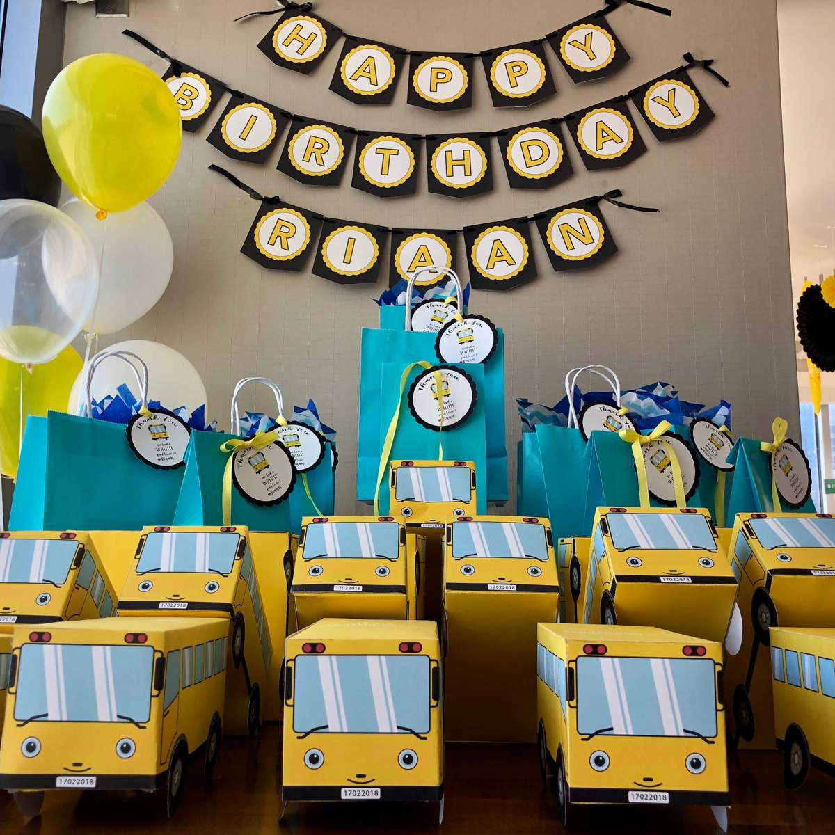 Wheels on the bus go round and round Birthday Party Ideas | Photo 21 of ...