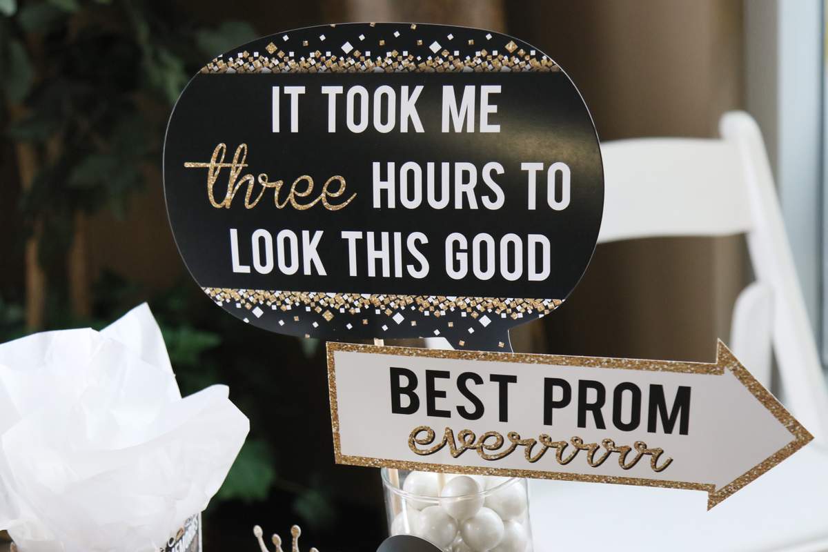 Prom Graduation/End of School Party Ideas | Photo 1 of 27 | Catch My Party