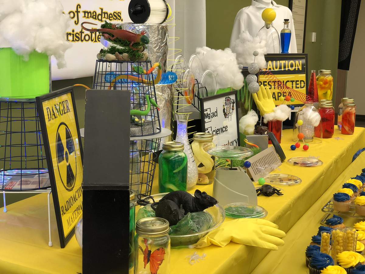 Science Blue & Gold Cub Scout Banquet Party Ideas | Photo 11 of 31 ...